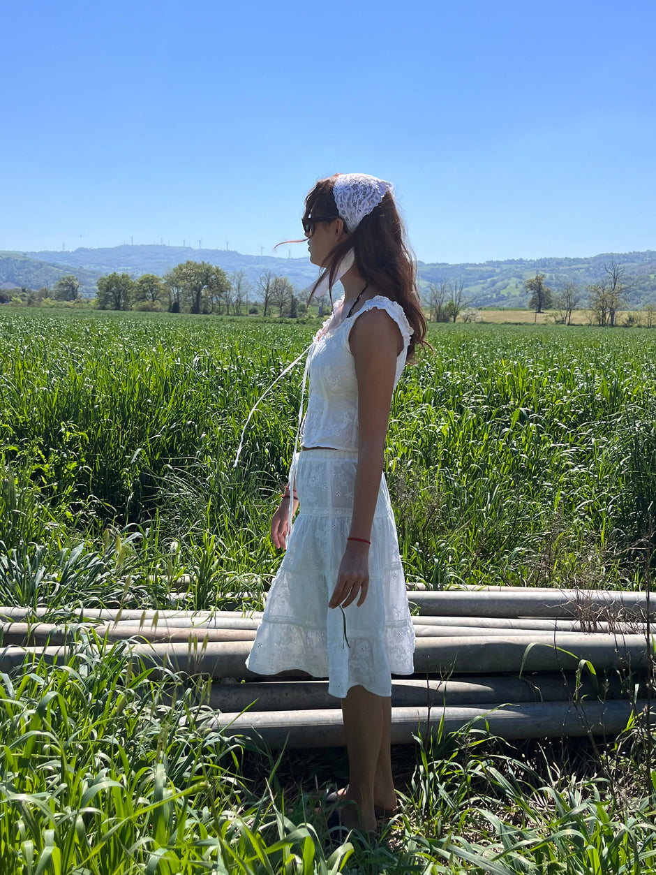 The Delilah Collection – Many Many Clothes